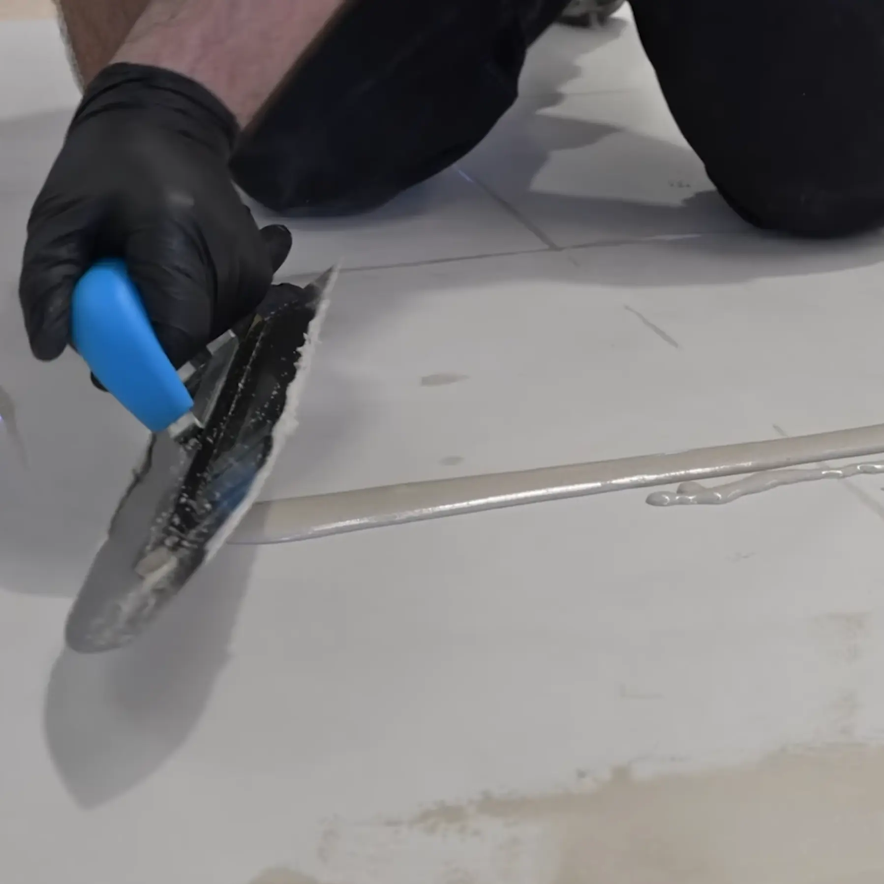 Tips For Applying Epoxy Over Tiles | All Purpose Coatings